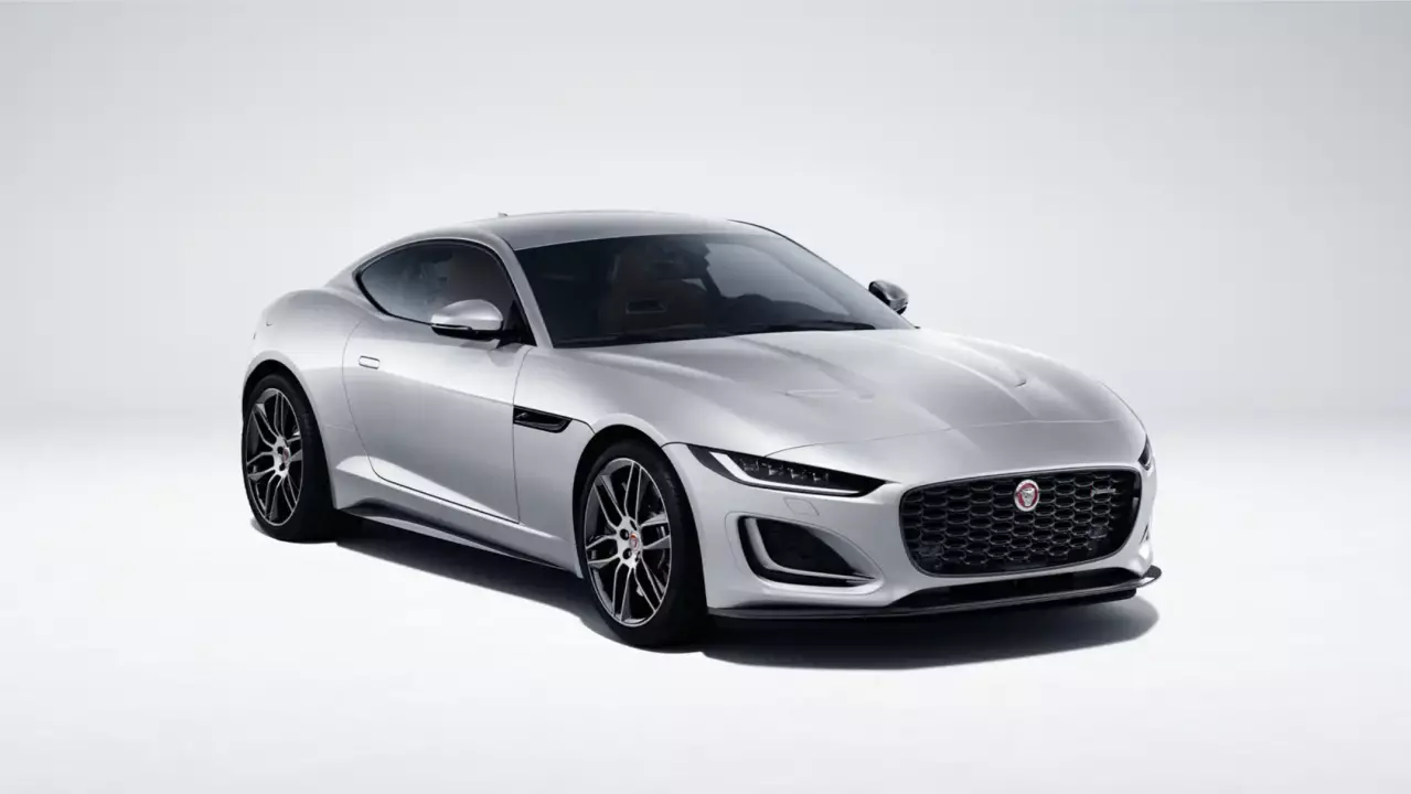 Jaguar F-Type sorta V8 guztiak dira 2022rako