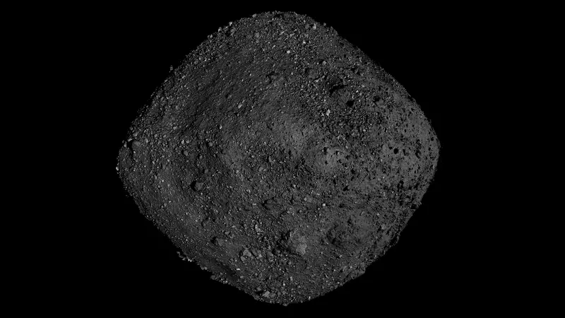 8 niesamowitych zdjęć asteroid widzianych z bliska