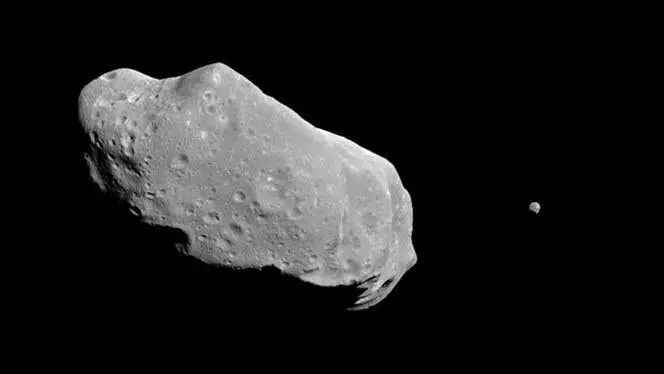 8 epskih fotografija asteroida viđenih izbliza