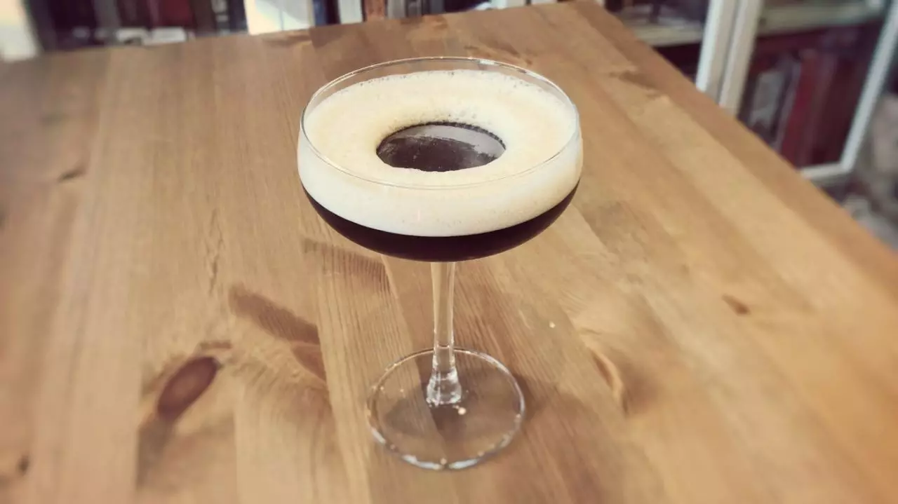 5 Nerdy Cocktails (และ Mocktails) ที่จะกวนใจคุณจากโลก