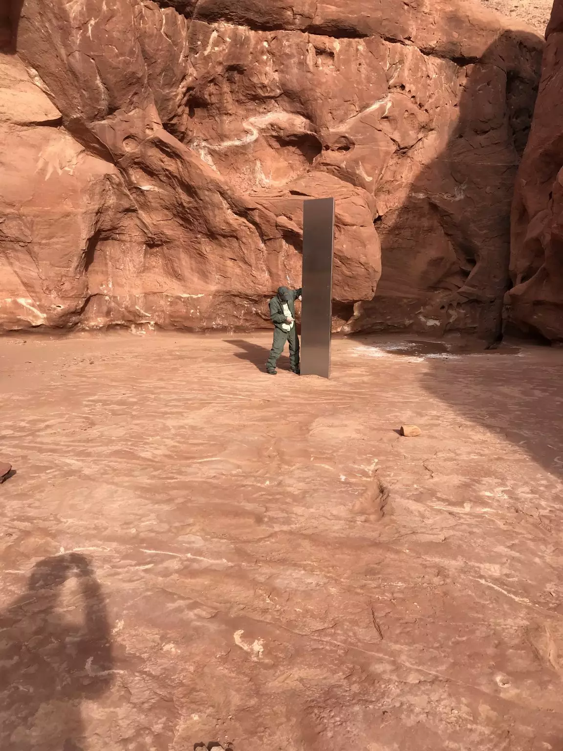 Achọpụtara Monolith na-akọwaghị n'ime obodo Utah's Red Rock 43356_2