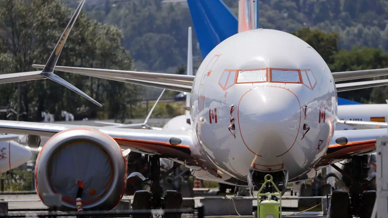 American Airlines mówią, że spodziewają się ponownie latać Boeingiem 737 Max w przyszłym roku