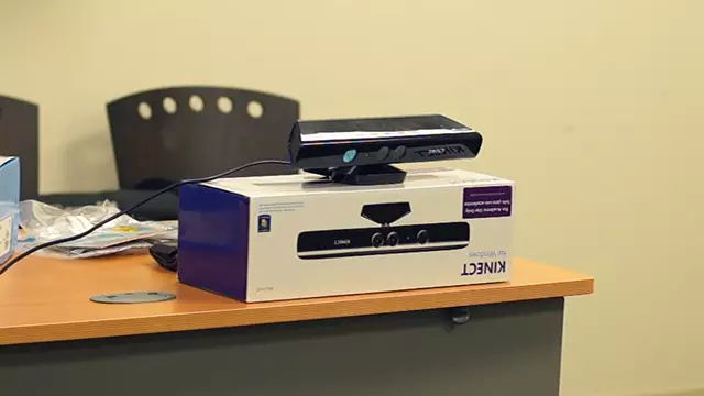 Бул Genius Kinect Rig сизди эки мүнөттө видео оюндун ичине киргизет