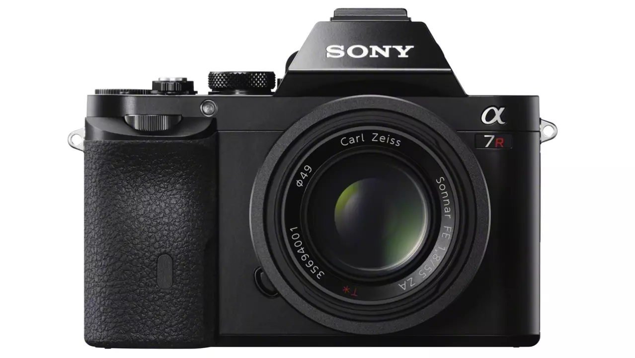 Kamera Nshya ya Sony idafite Mirrorless Pack yuzuye-Frame Sensors Kubihendutse