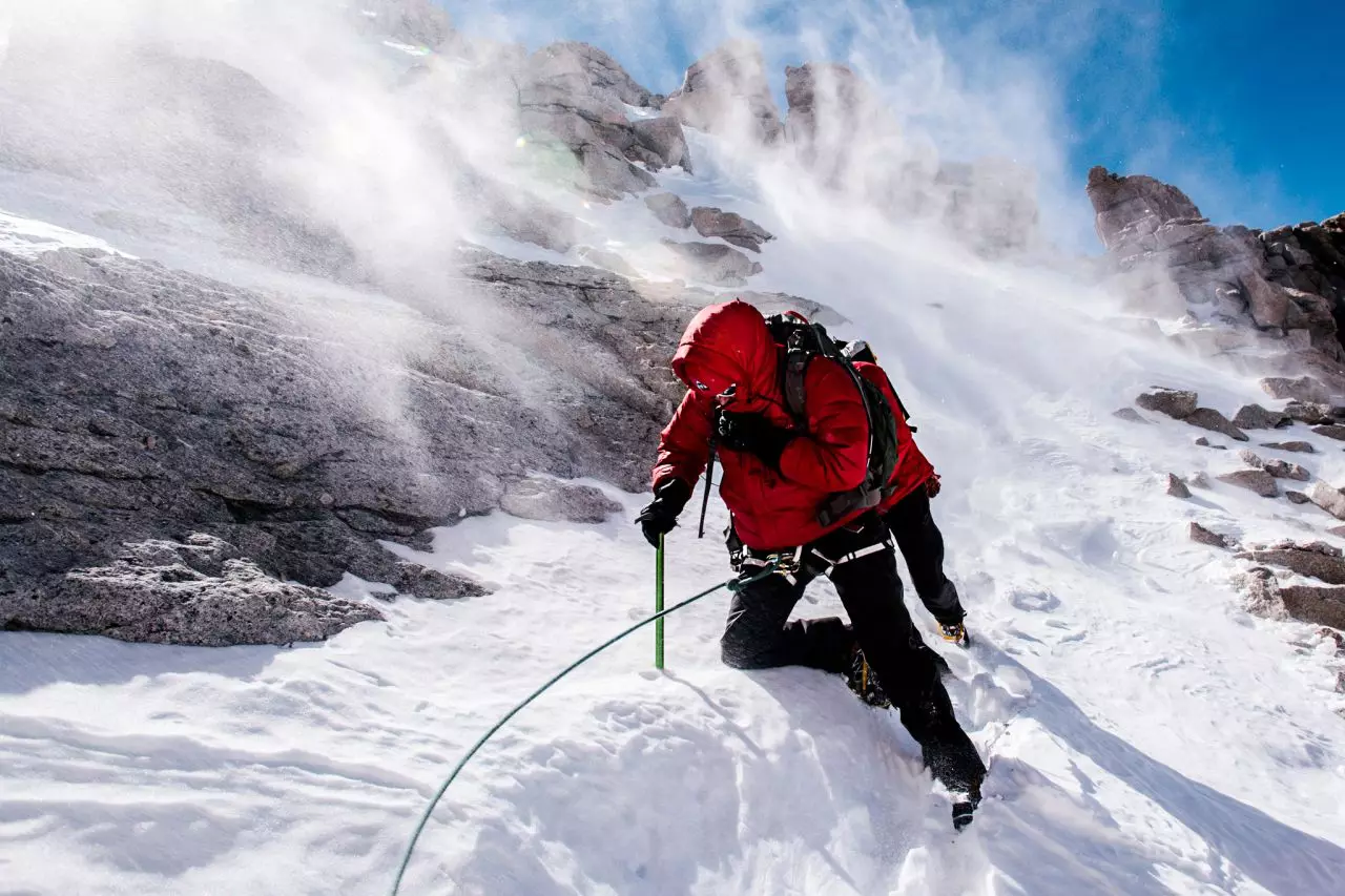 Ինչպես բարձրանալ Ուիթնի լեռը՝ ԱՄՆ-ի ամենաբարձր գագաթը