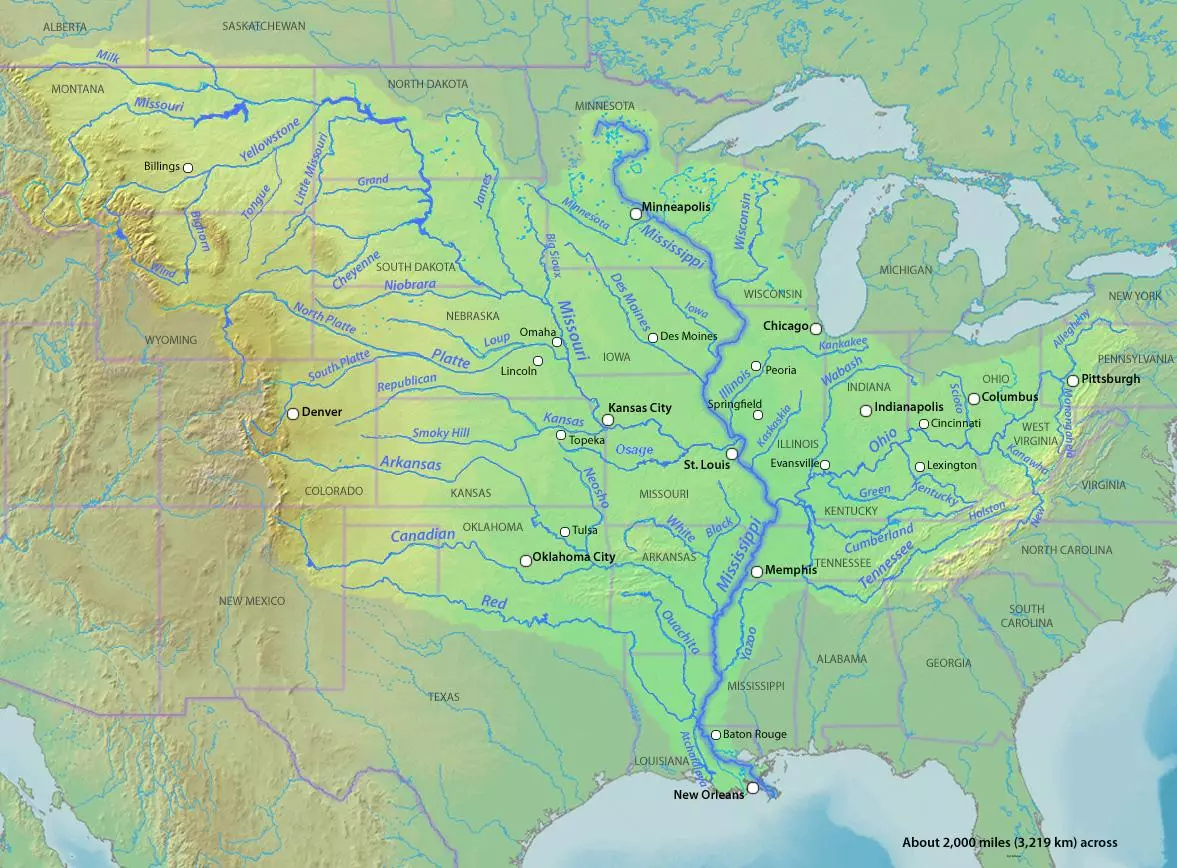 Веслам сите 4107 км од реката Мисисипи