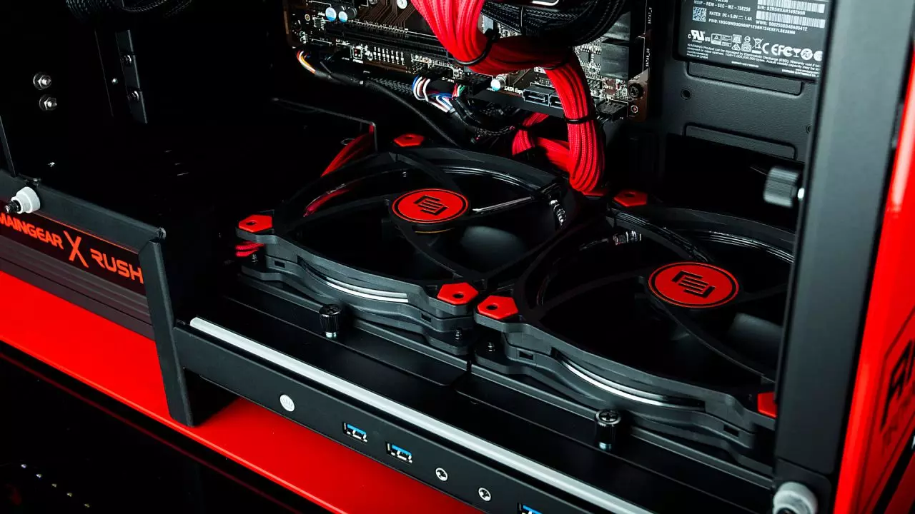 Radeon Pro Duo minangka kertu grafis AMD sing paling kuat