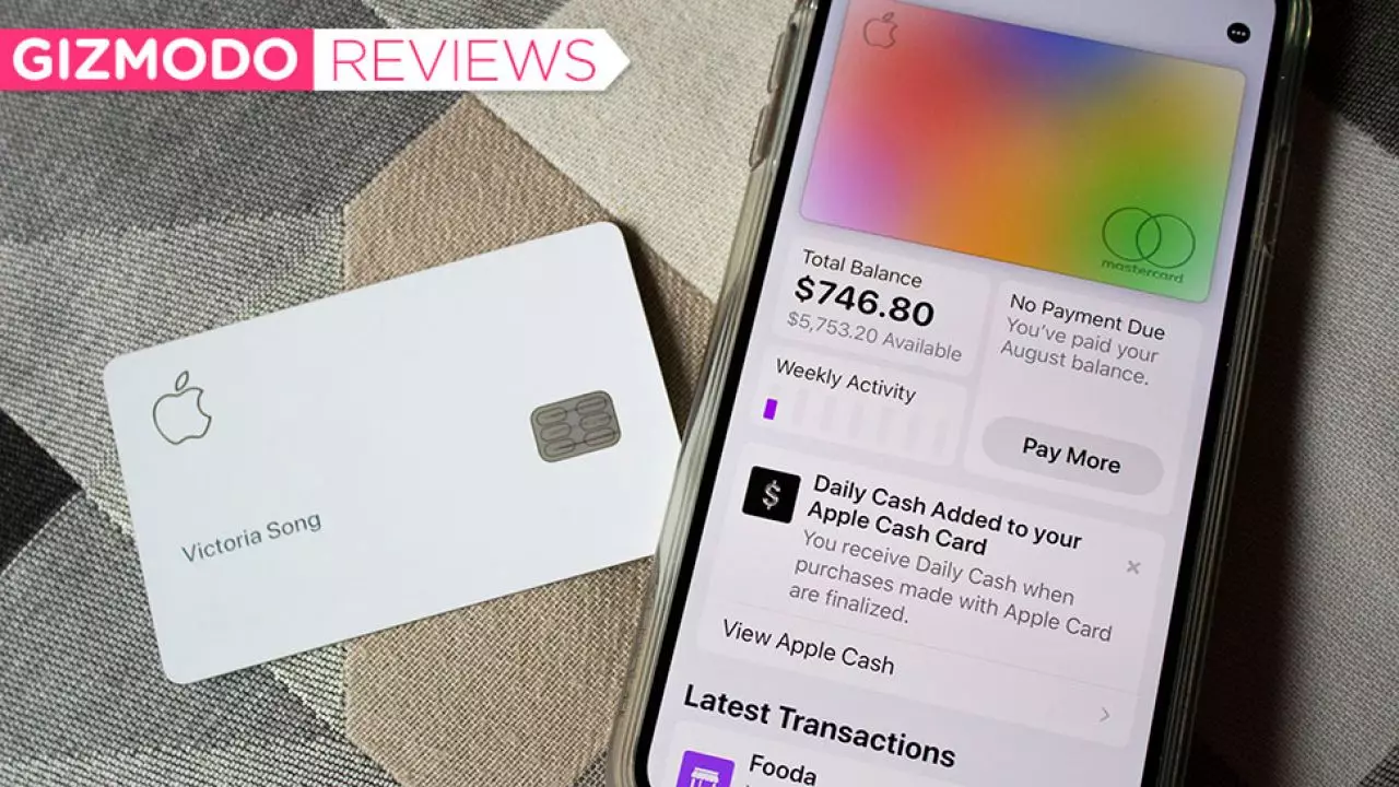 A tarxeta de Apple non cambiará a túa vida, pero engancharáche a Apple Pay