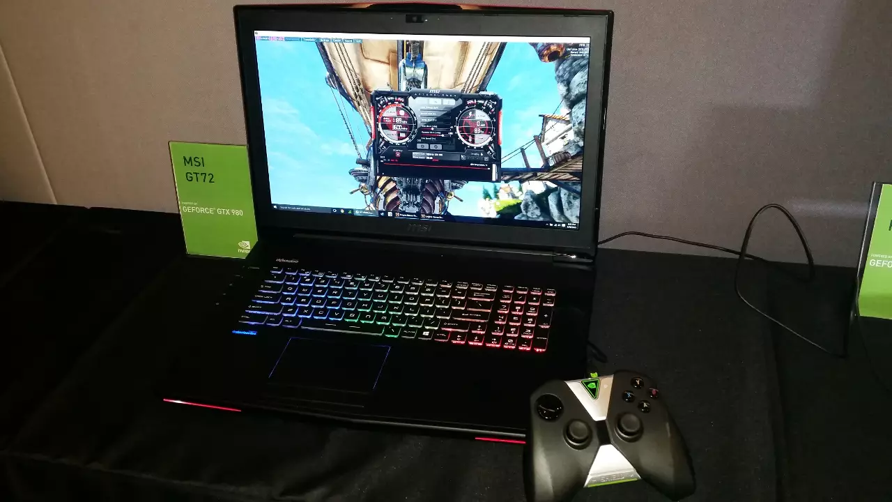 Kaulinan Laptop Kakara Overclocked Sareng GPUs GTX 980 Desktop-Grade Nvidia