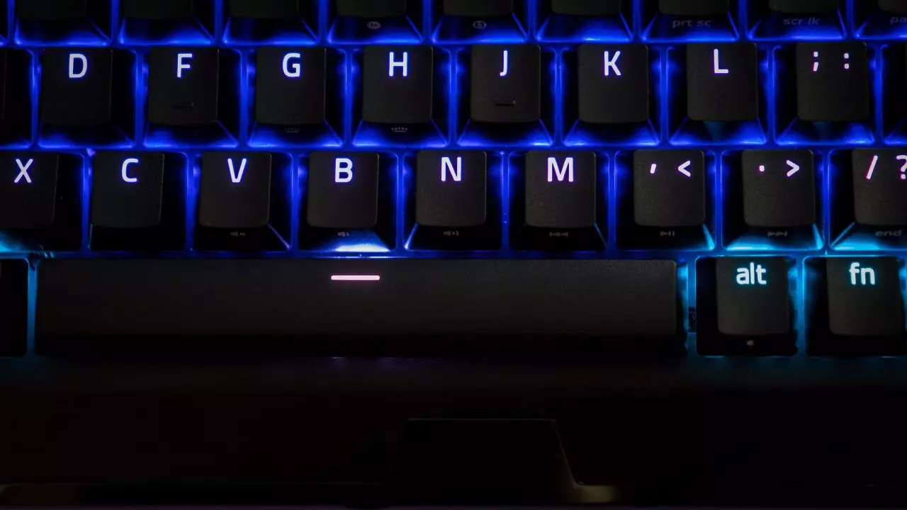 O fermoso BlackWidow V3 Mini de Razer mostra as limitacións dos teclados sen fíos compactos 50885_4