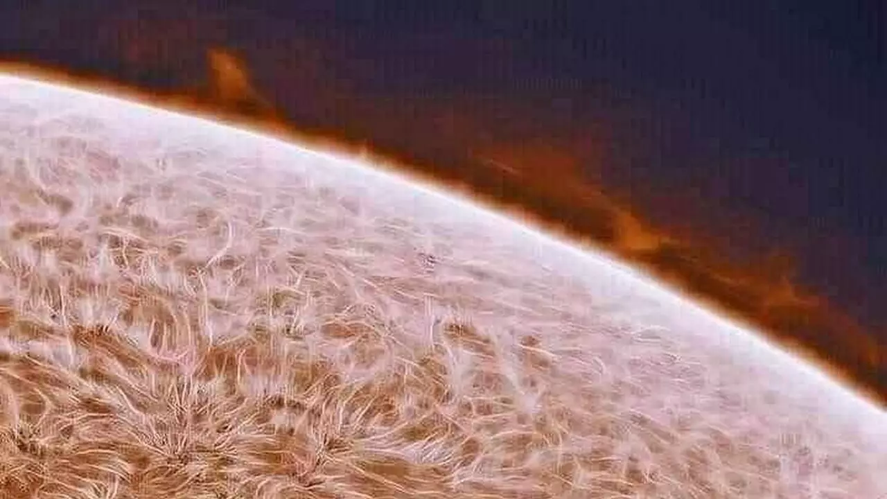 Kontrolli i fakteve: NASA nuk e bëri atë foto virale 'Dielli me gëzof' 51768_1
