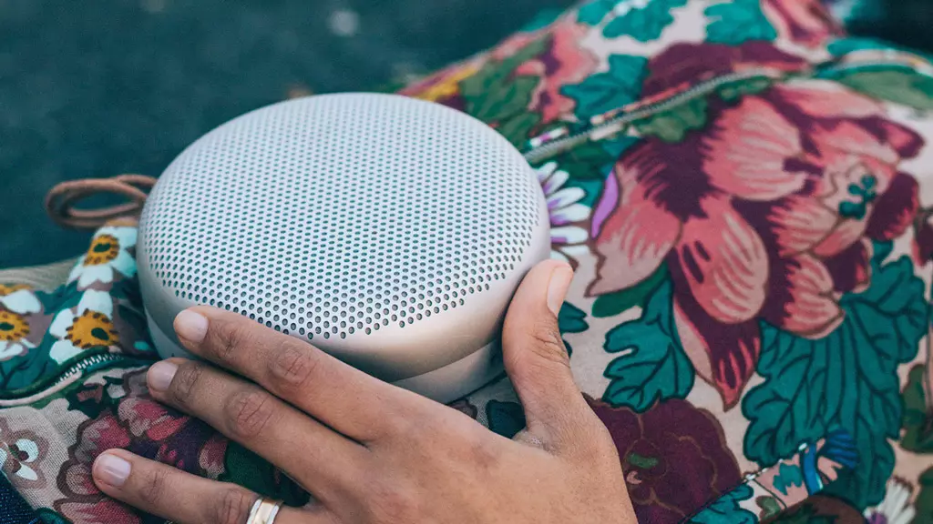 B&O Cheza Spika ya Bluetooth ya BeoPlay A1: Maoni ya Australia