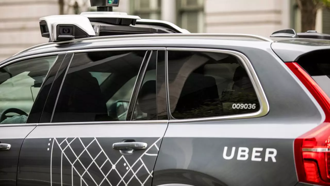 Voorlopige verslag oor Uber se bestuurderlose motorsterfte toon die behoefte aan strenger regulatoriese kontroles
