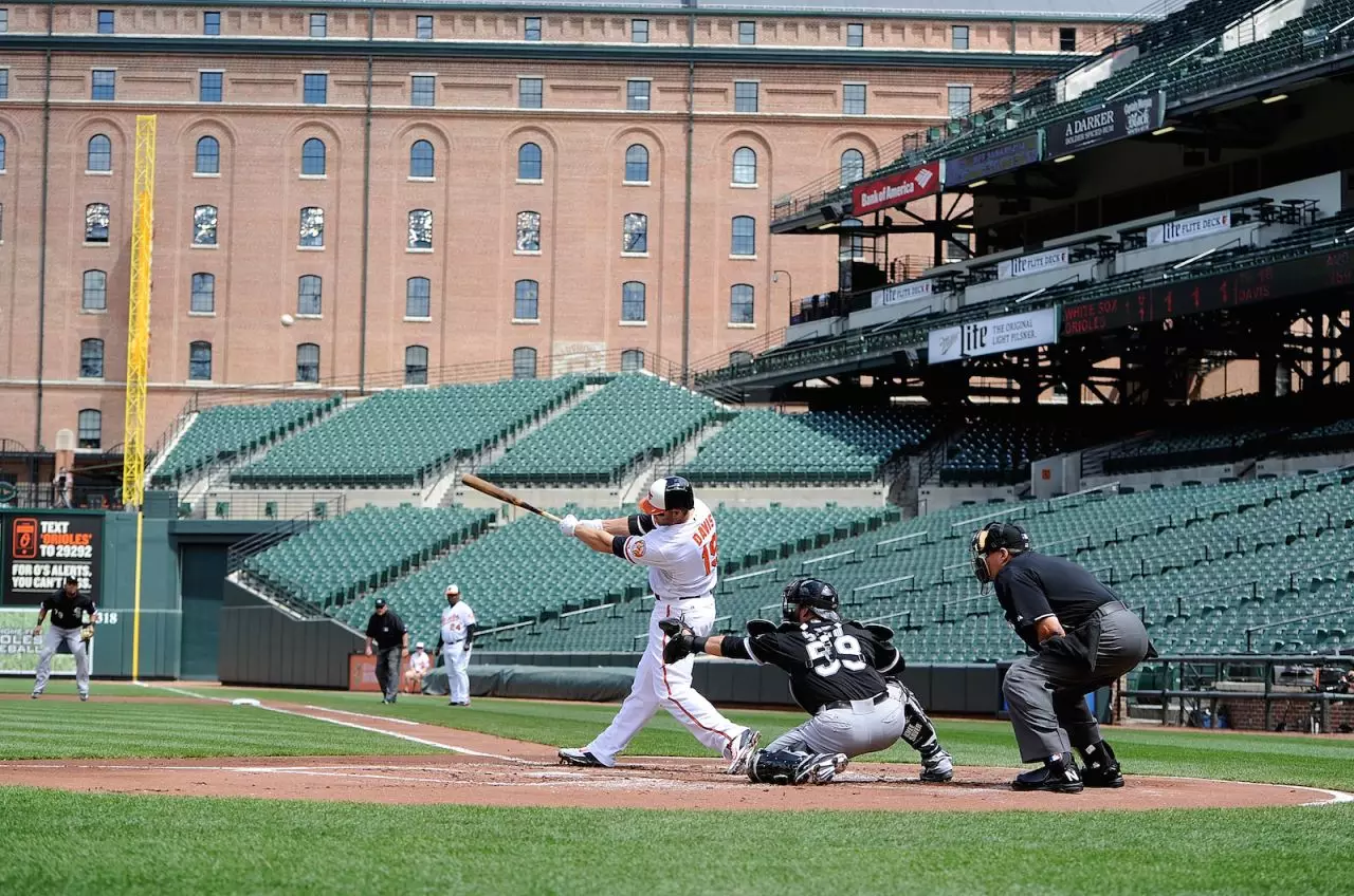 Fotoğraflar: Boş Bir Stadyum MLB Beyzbol Maçına Ev Sahipliği Yapıyor