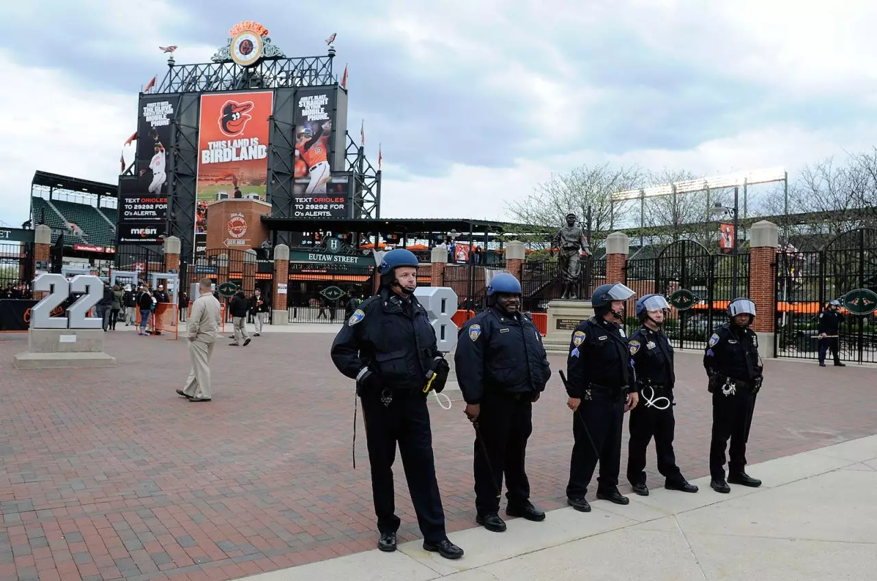 Fotoğraflar: Boş Bir Stadyum MLB Beyzbol Maçına Ev Sahipliği Yapıyor