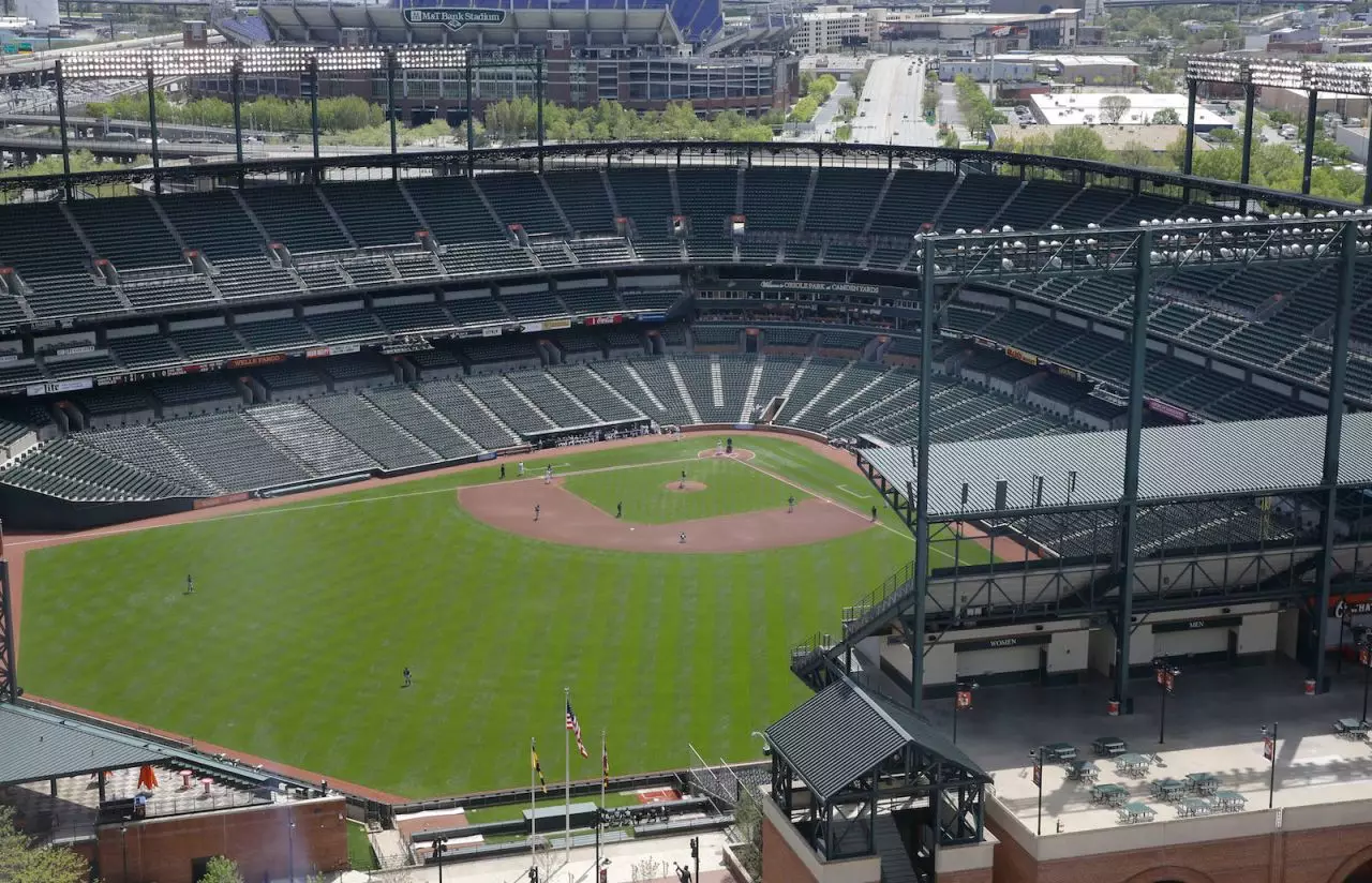 Fotoğraflar: Boş Bir Stadyum MLB Beyzbol Maçına Ev Sahipliği Yapıyor