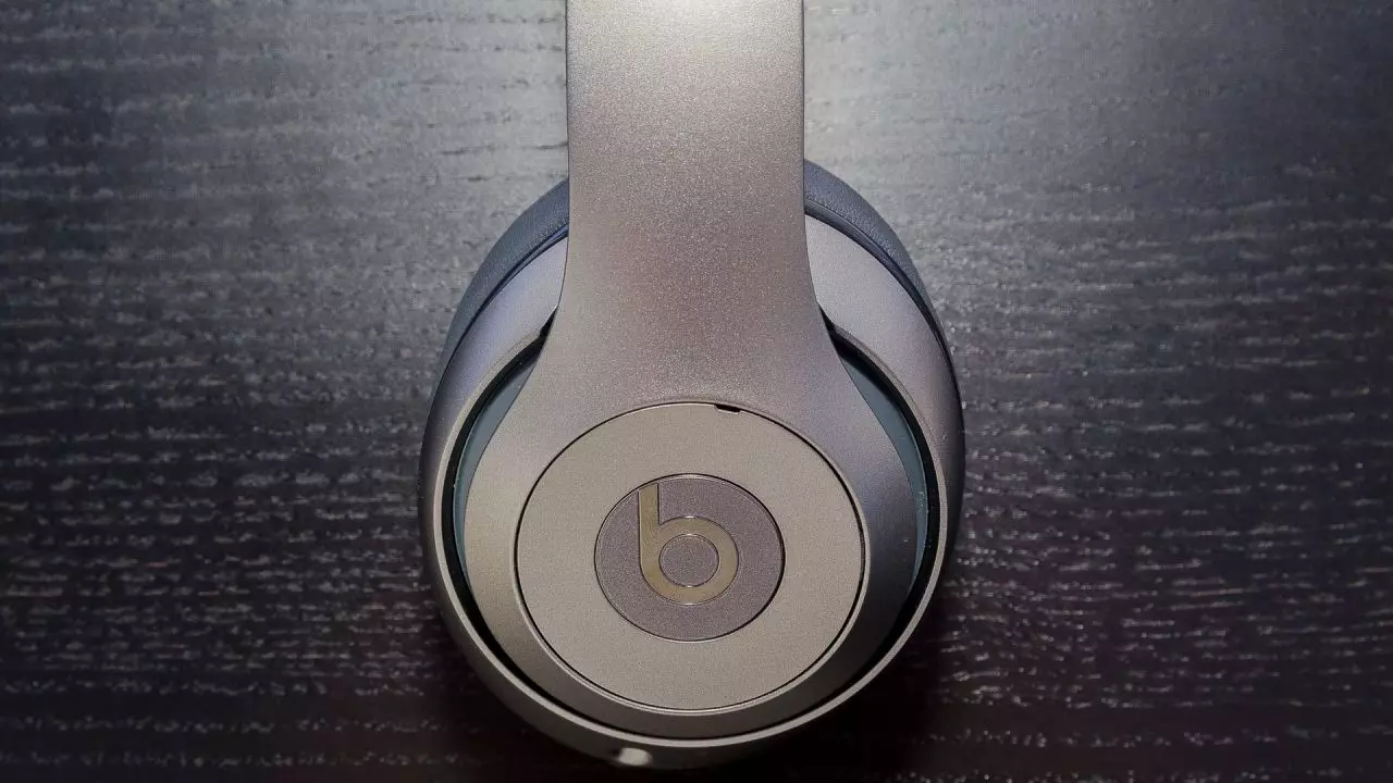 Beats Studio Wireless Headphones: Revizyon Ostralyen