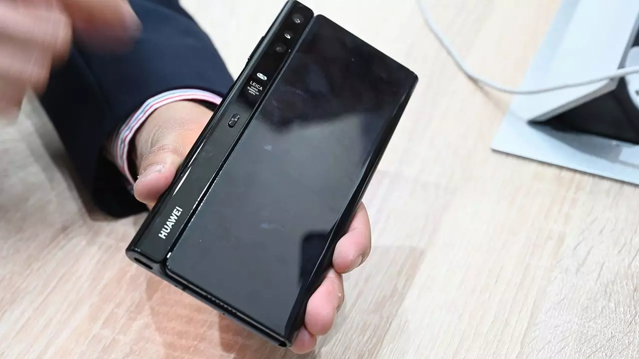 Huawei Mate X Malah Langkung Pikaresepeun Ti Anu Disangka