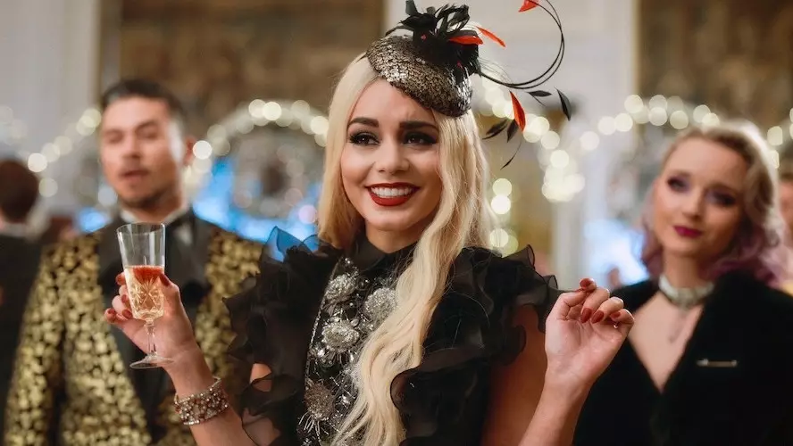 Apare o altă clonă a lui Vanessa Hudgens. (Imagine: Netflix)