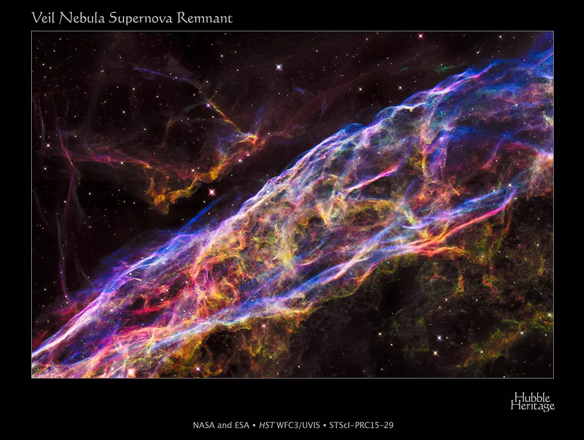 Vier Hubble's verjaardag door de beste foto's in tranen te bekijken