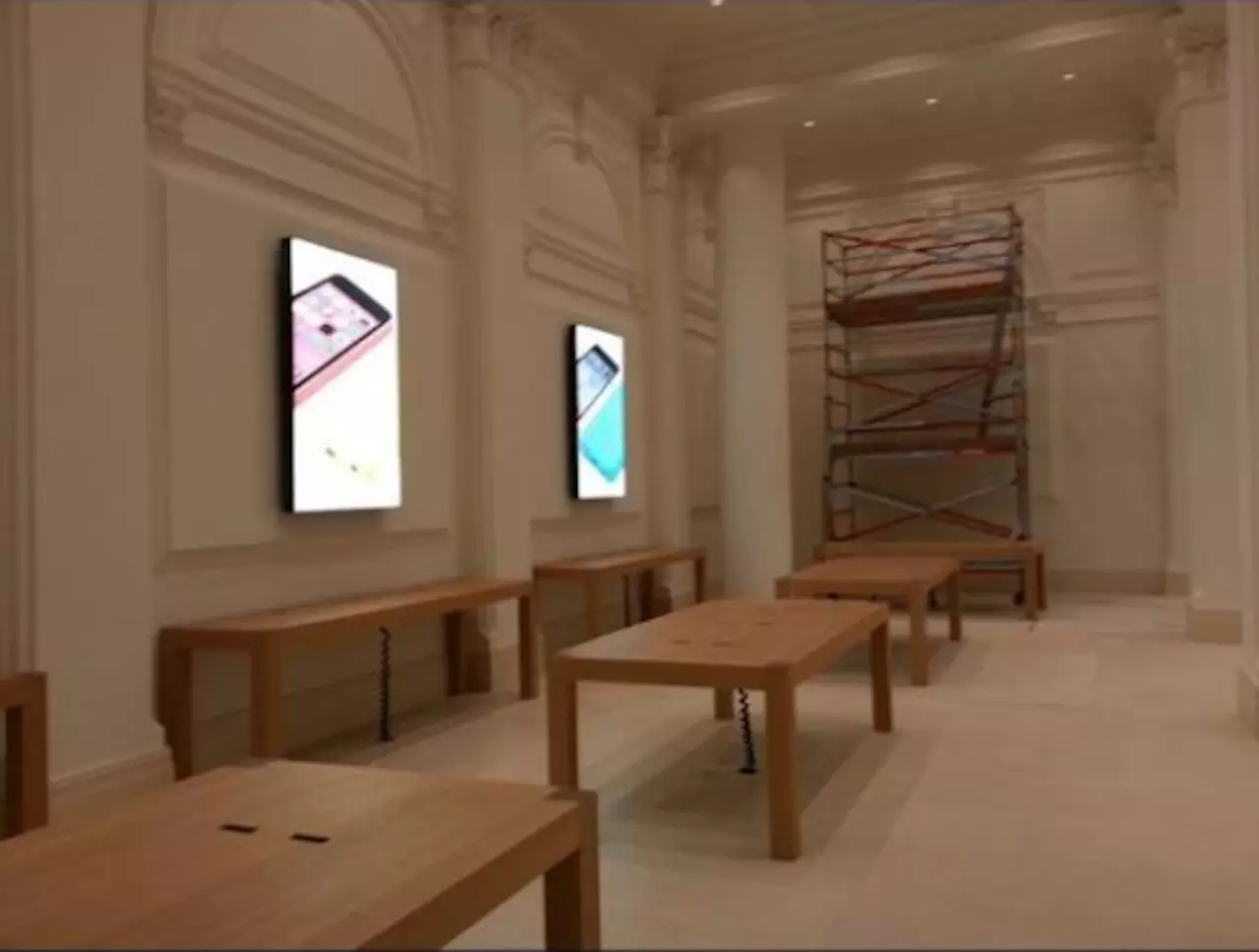 Новият Apple Store в Бризбейн се събира преди утрешното тържествено откриване