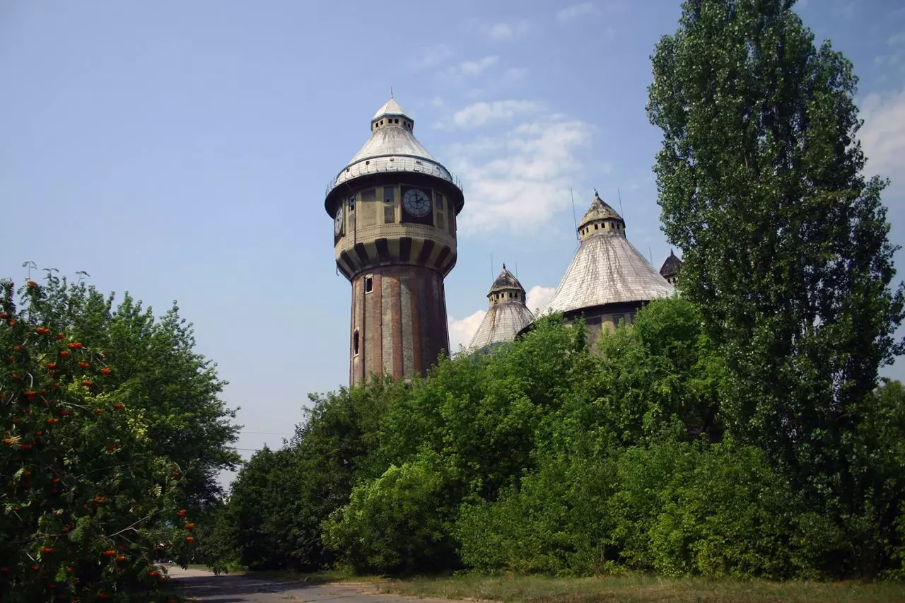 Denne hundre år gamle industrielle perlen er som Jabbas Real Life Palace