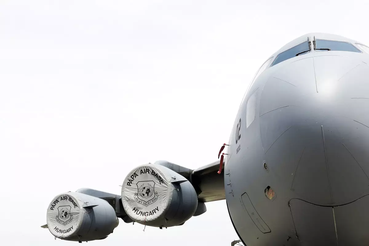 En rundvisning på nært hold af C-17 Globemaster, The Giant That Flys