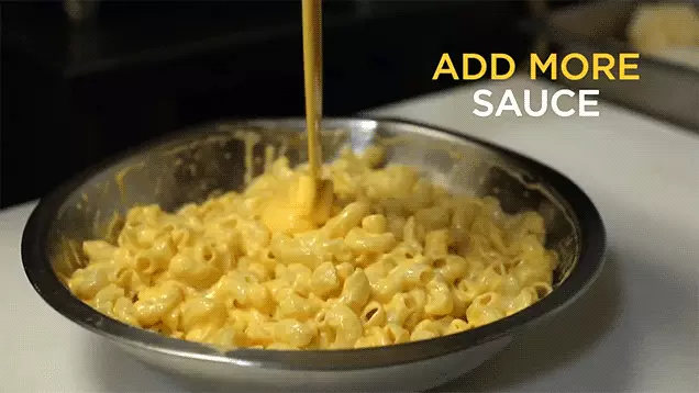 Kuinka tehdä herkullinen Mac- ja juustopullahampurilainen kahdeksassa vaiheessa