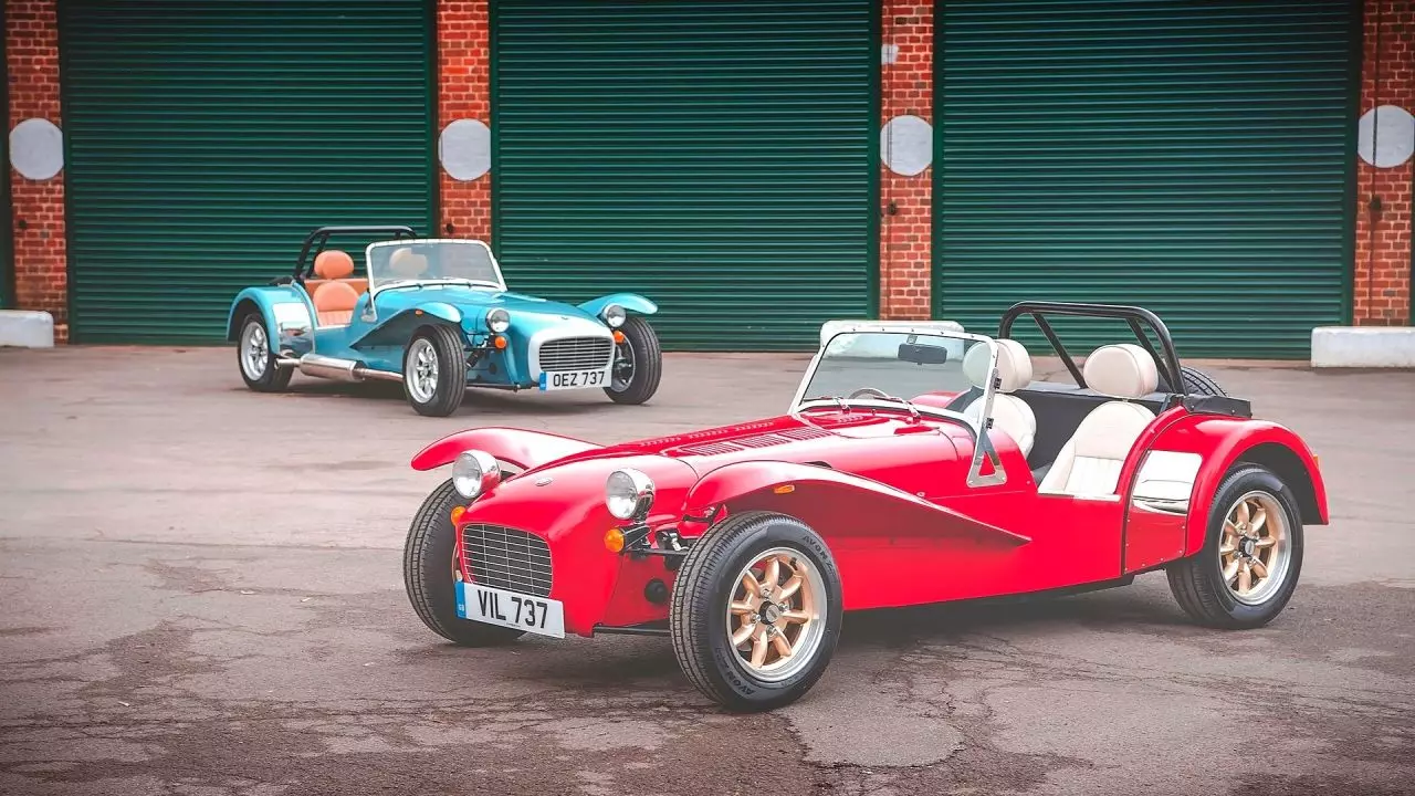 Caterhams มีปีกแล้ว