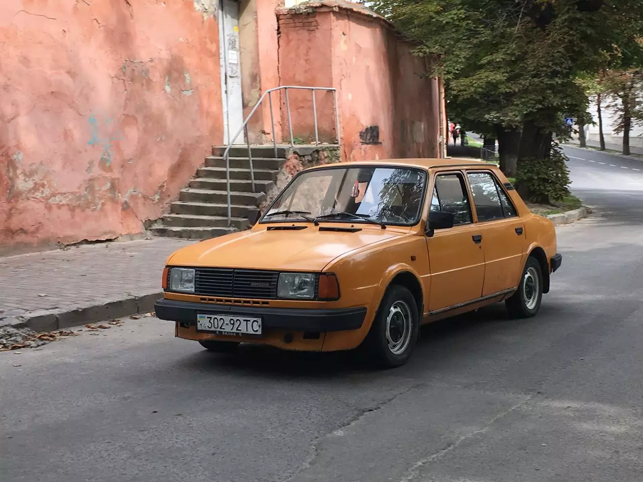 Her er bare noen av de gode bilene vi så i Ukraina