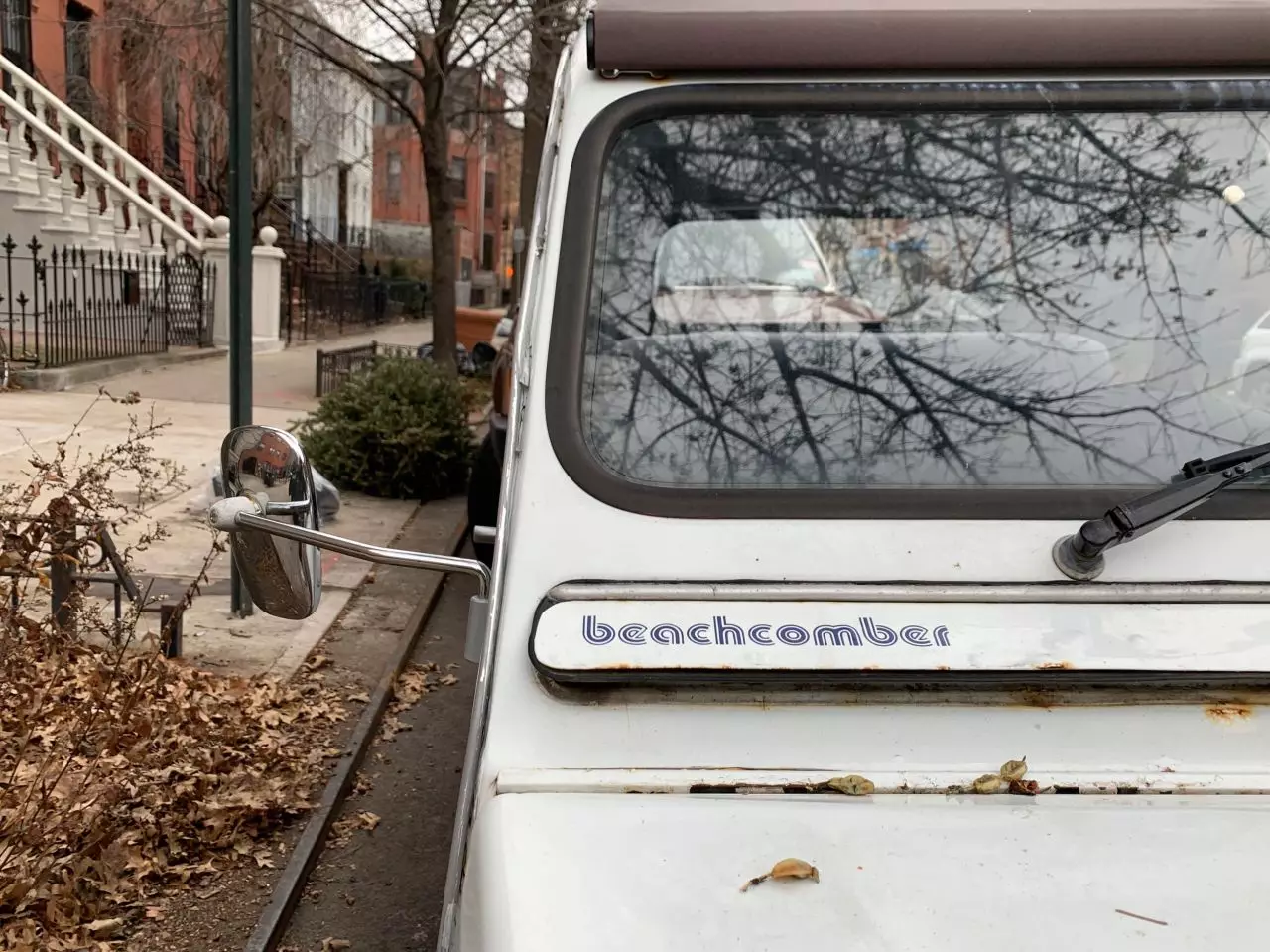 Những Citroëns này đang ngồi ở Brooklyn không nghi ngờ gì có những câu chuyện để kể