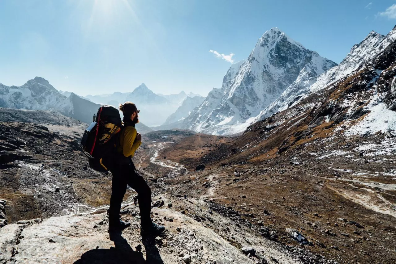 Zes maanden na de aardbeving staat Nepal open voor avontuur