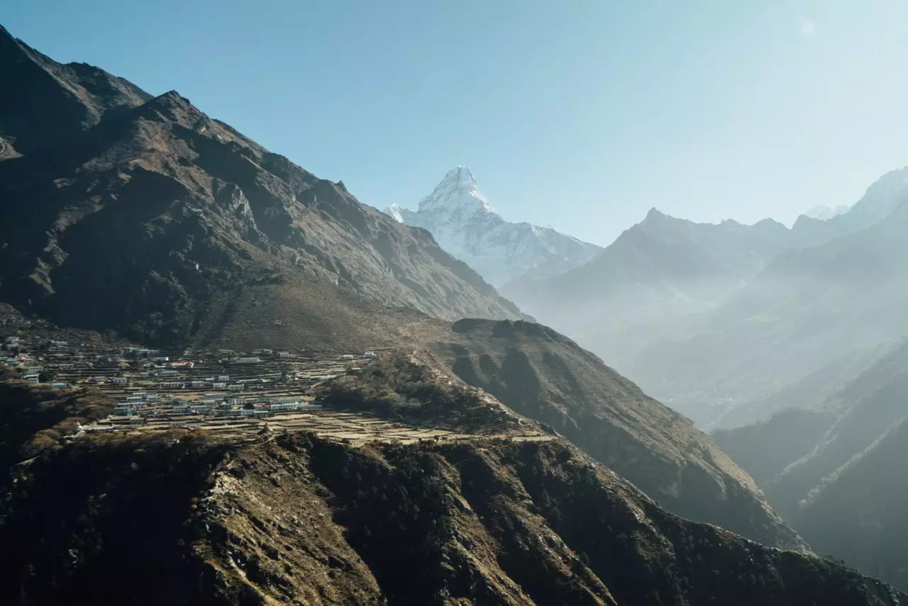 Unom ka Bulan Human sa Linog, Ang Nepal Bukas Para sa Pakigsuway