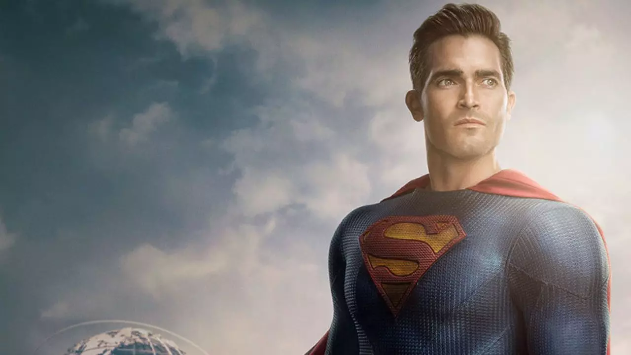 O traxe New Superman & Lois de Clark é moi sinxelo para os ollos