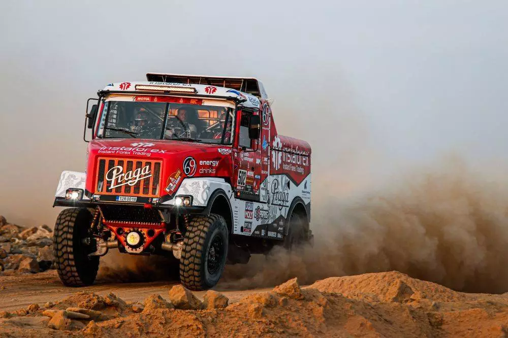 Ovo su fascinantni automobili i kamioni koji se utrkuju po Dakaru po prvi put ove godine