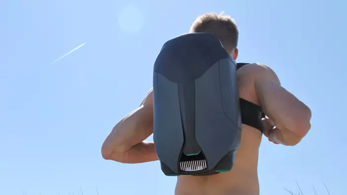 Na Fausia e Se Tagata Papa Fa'amoemoe Lenei 3D-Lomi, I lalo o le Suavai Jetpack