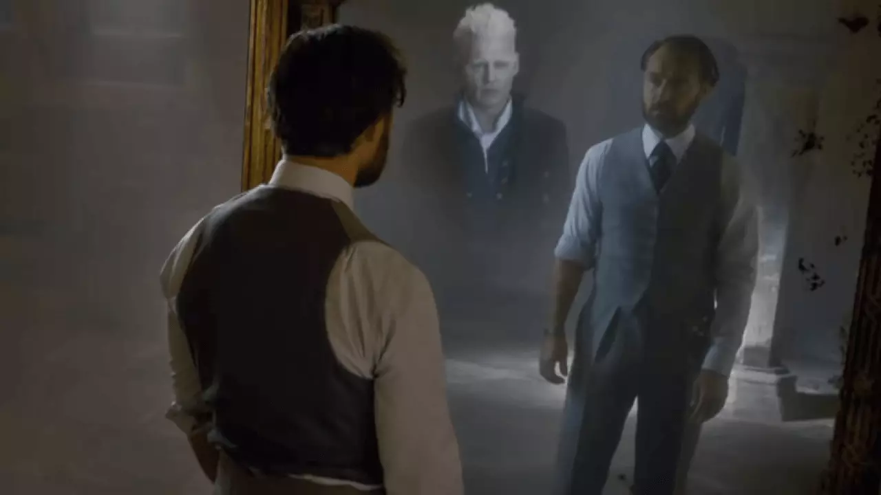 Gagawin ng Fantastic Beasts 2 'Malinaw' na Bakla si Dumbledore, Ayon sa Direktor