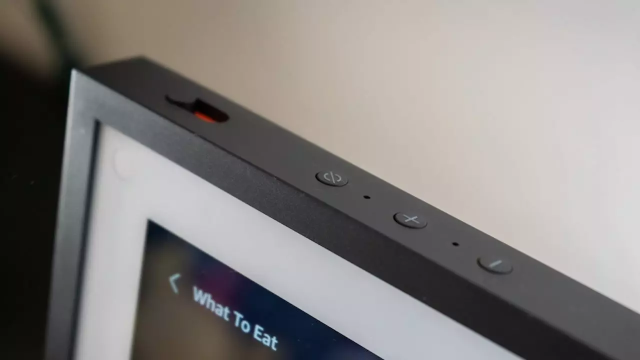 Amazon Echo Show 15 ke teko e boima ho Smart Home Hub 682_4