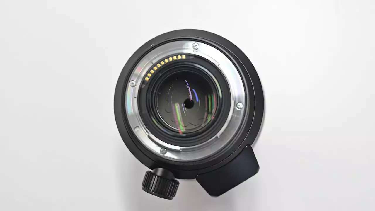 Z50 Nikon کا زیادہ سستا اور کمپیکٹ مرر لیس کیمرہ ہے۔ 685_13