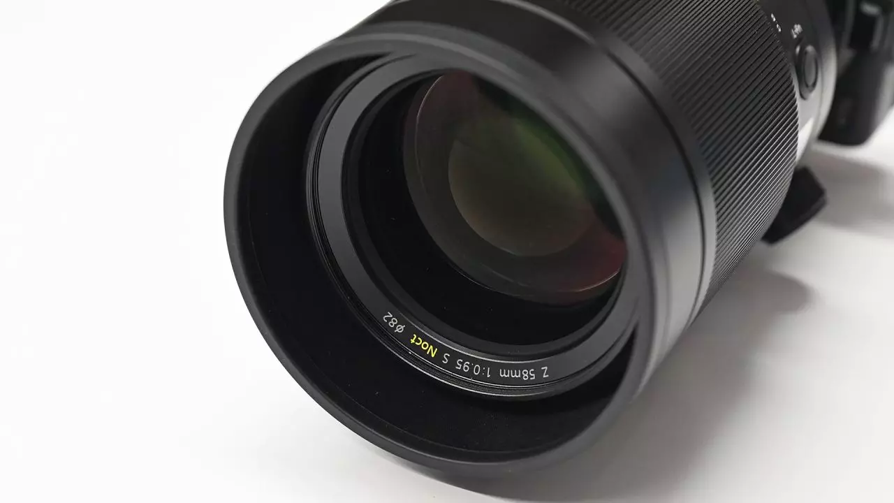 Z50 je cenově dostupnější a kompaktnější bezzrcadlový fotoaparát Nikon 685_18