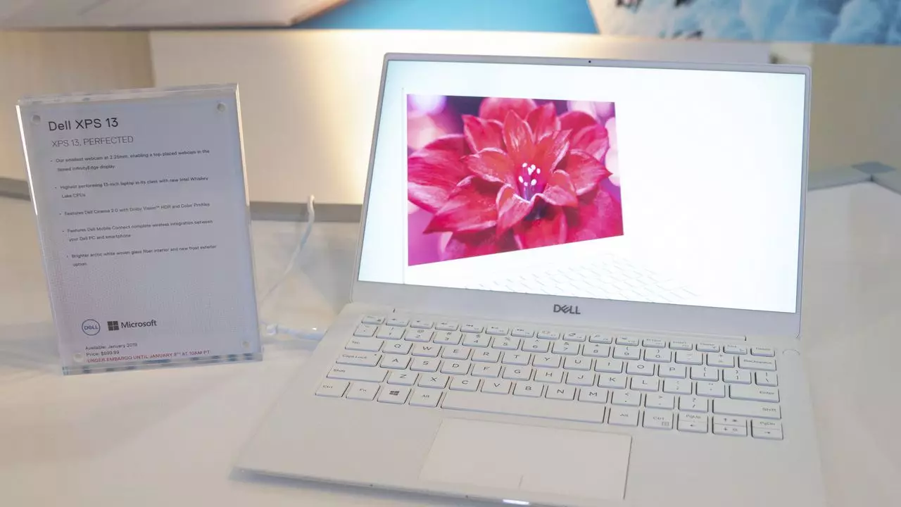 Das neue Dell XPS 13 wird Ihnen nicht in die Nase schauen