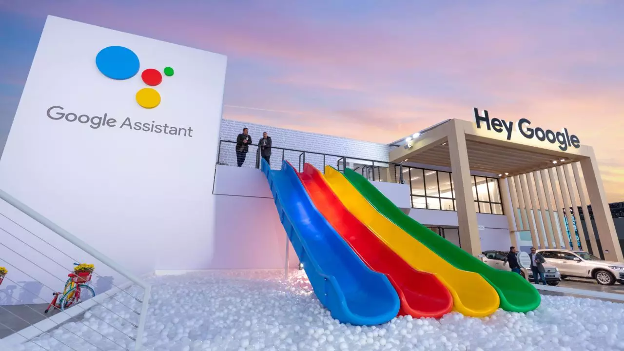 Google Assistant: Elo méi hëllefräich ronderëm d'Haus a méi respektvoll vu Privatsphär