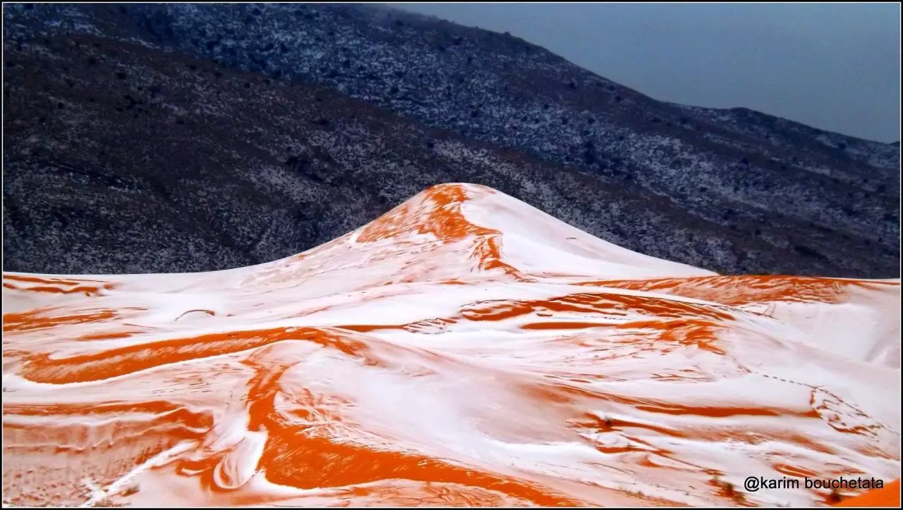 Foton av galet snöfall i Sahara ser overkligt ut