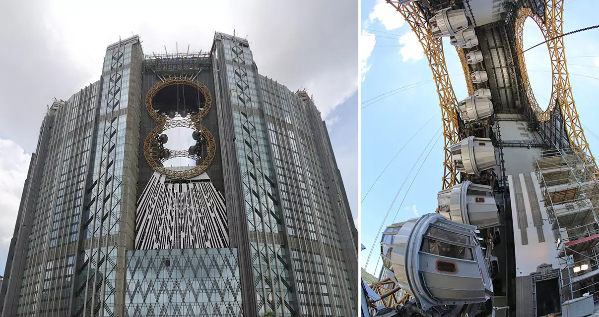 Prima roată Ferris cu figura 8 din lume atârnă la 130 m în aer