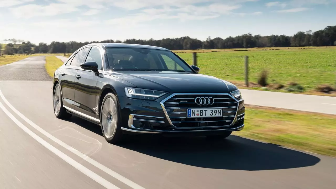 O novo Audi A8 é enganado AF