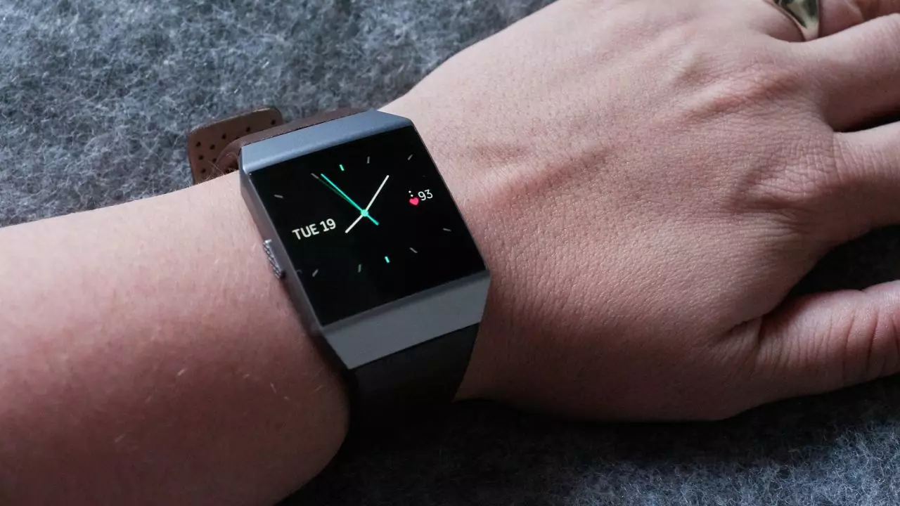 Fitbit Ionic: The Gizmodo Review