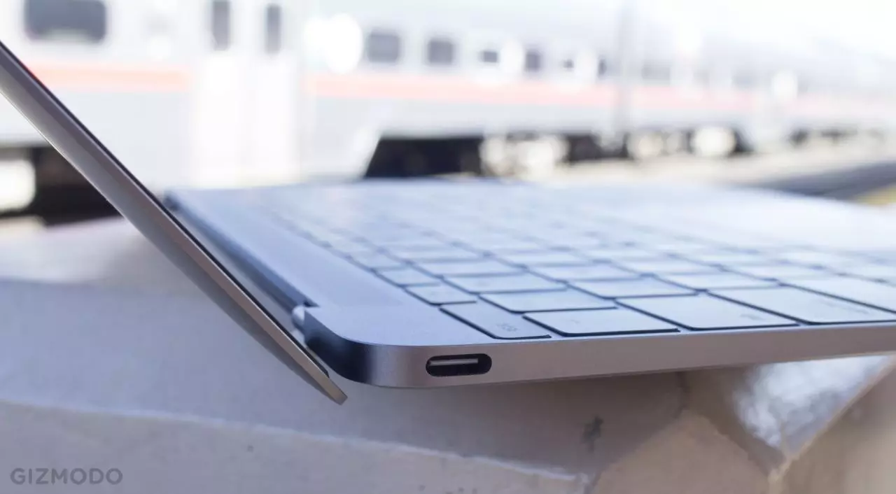 Nueva revisión de MacBook: Estúpidamente delgada