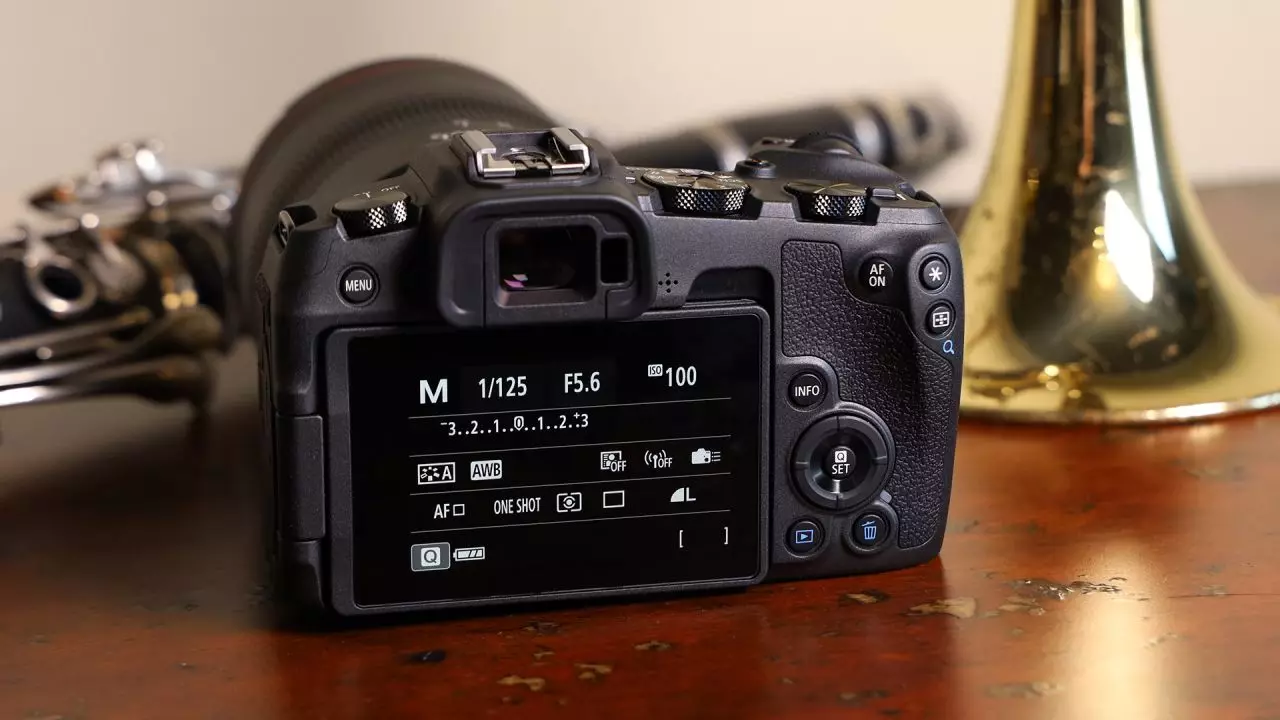 A EOS RP da Canon é a câmera sem espelho full-frame mais acessível que esperávamos 77435_11