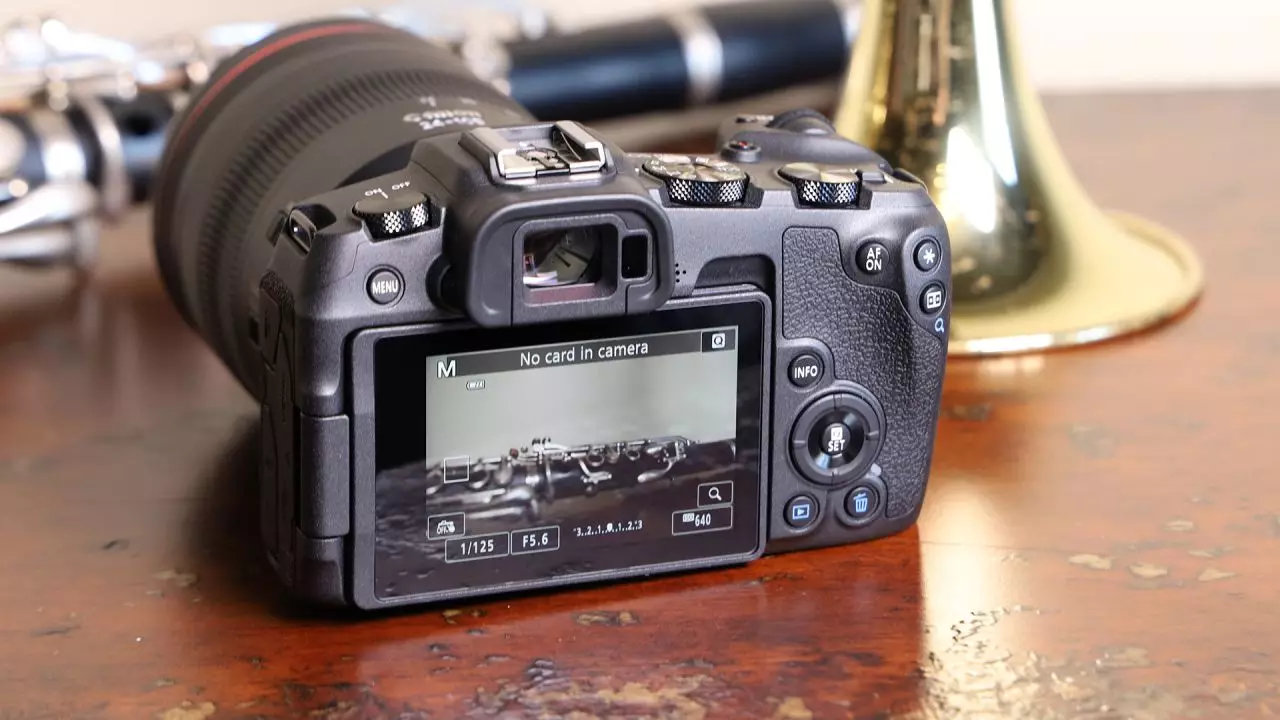A EOS RP da Canon é a câmera sem espelho full-frame mais acessível que esperávamos 77435_12