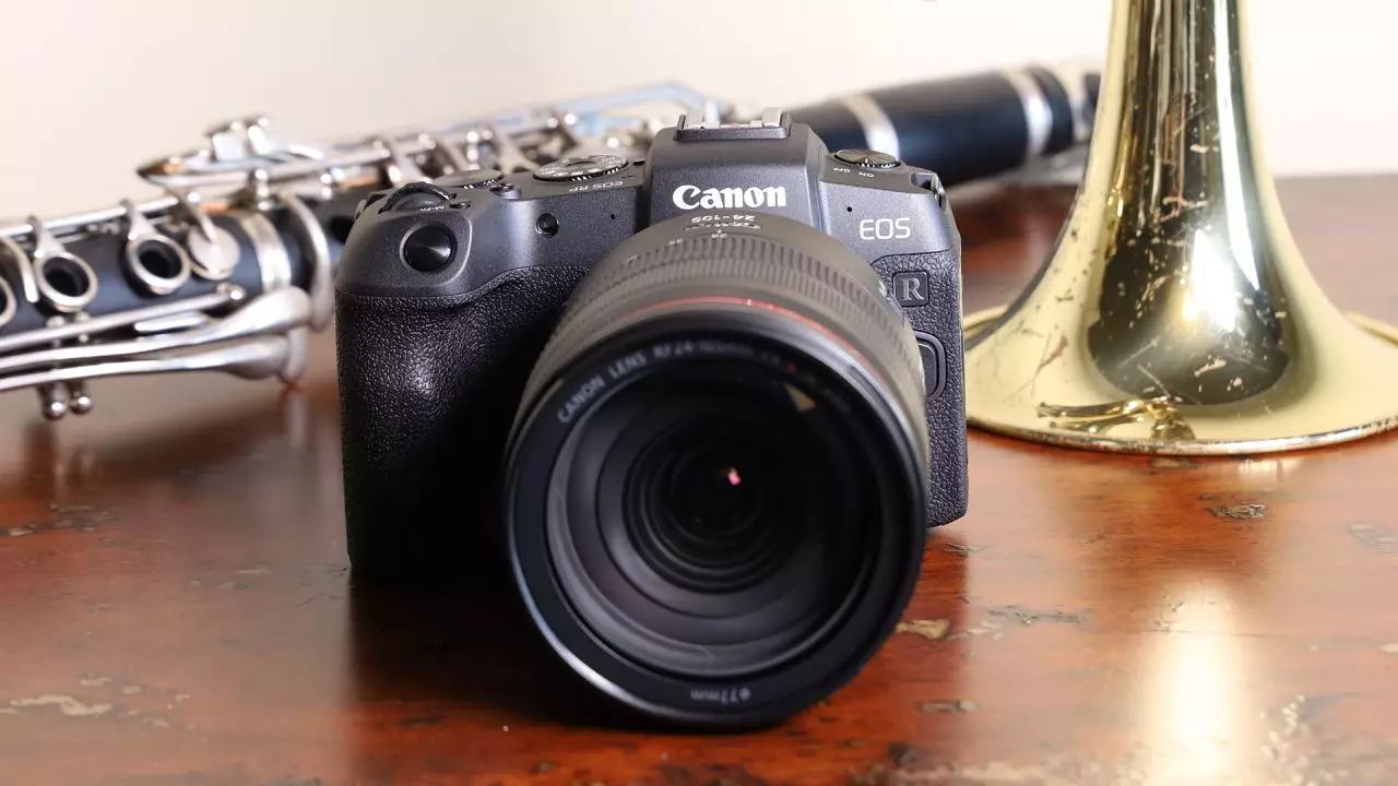 A EOS RP da Canon é a câmera sem espelho full-frame mais acessível que esperávamos 77435_9